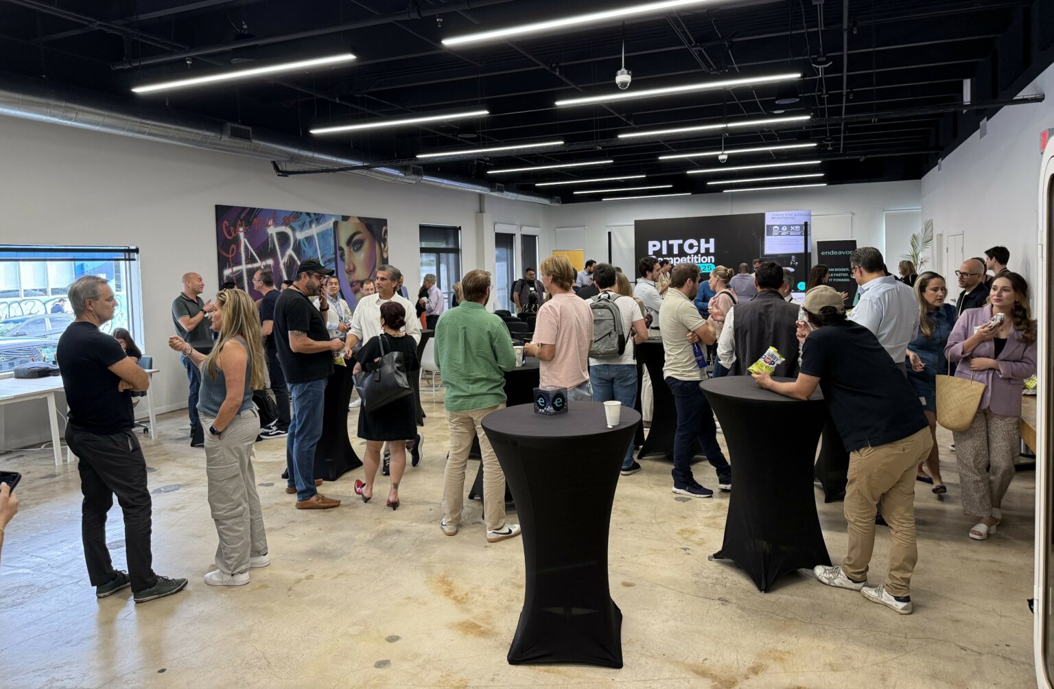 10 founders took the stage at Endeavor Miami’s 2025 Startup Pitch ...
